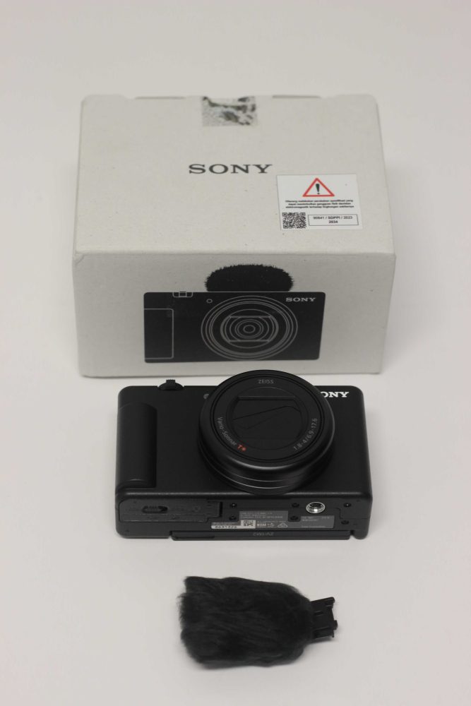 SECOND – SONY ZV-1 MARK II KODE J.609 ( AVAILABLE AT JAKARTA ) - High ...
